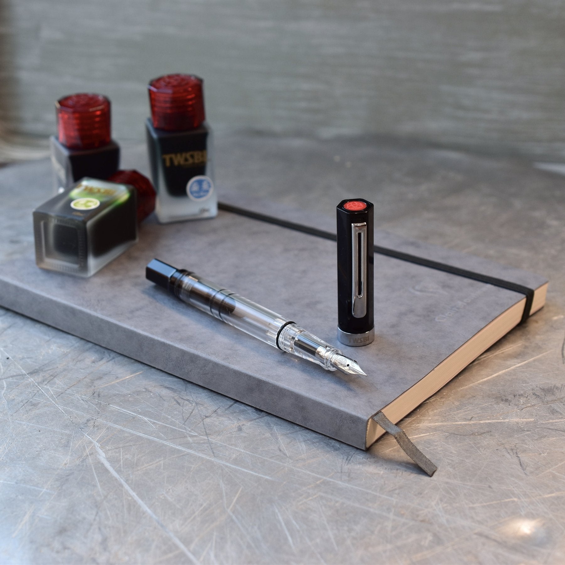 Battle Series: TWSBI DIAMOND 580 vs. TWSBI Eco – Truphae