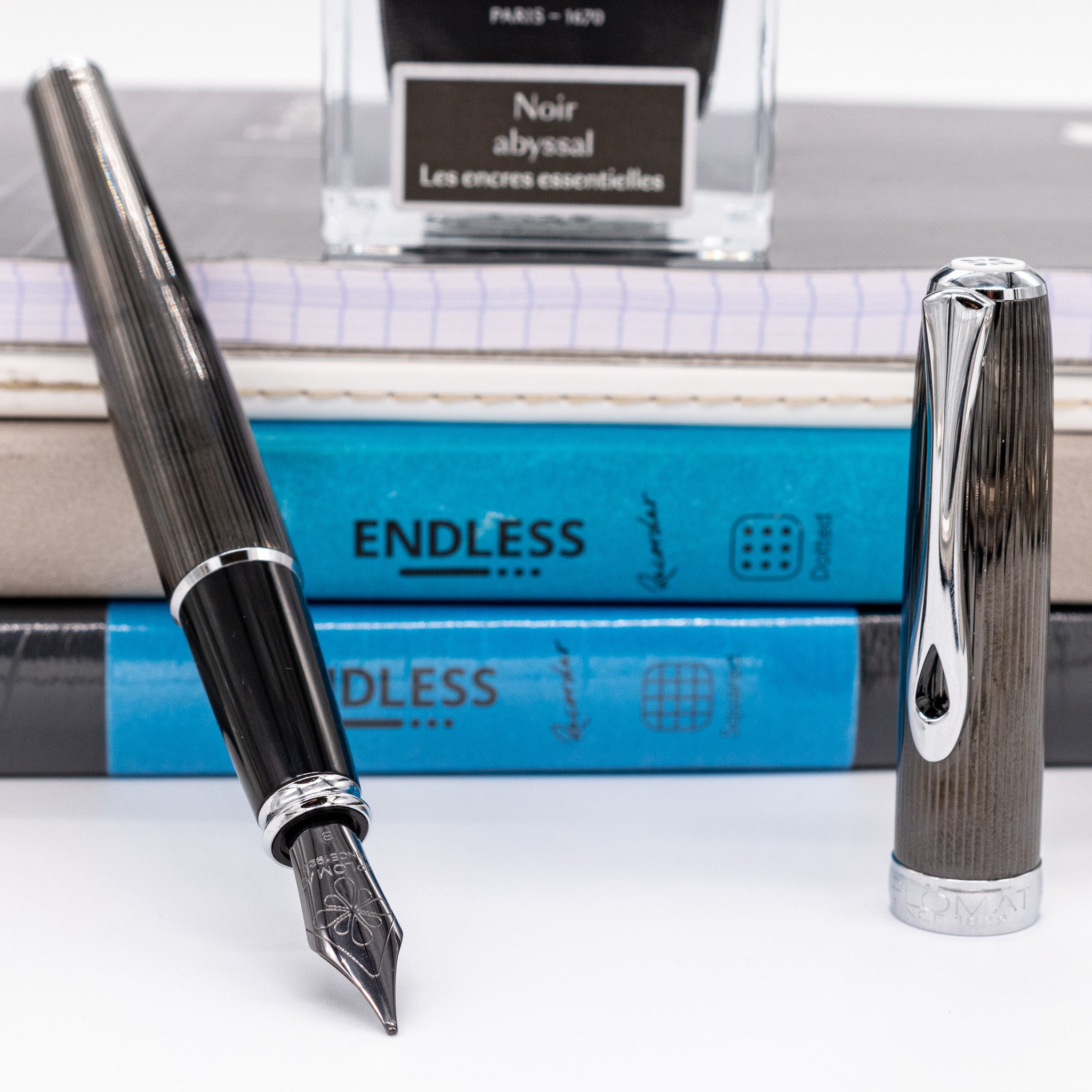 Diplomat Excellence A2 Fountain Pen - Guilloche Black – Truphae