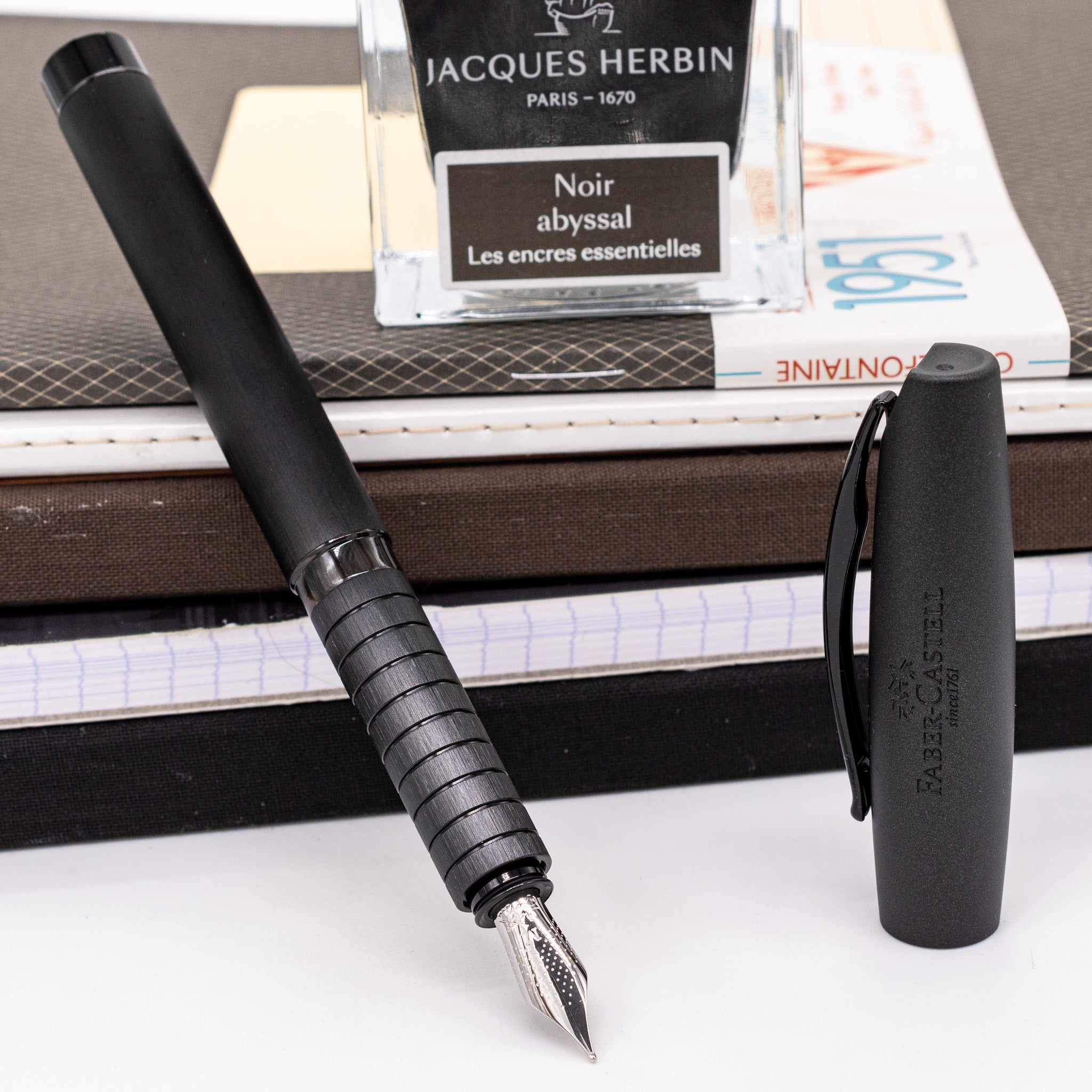 Faber-Castell Essentio Fountain Pen - Aluminum Black – Truphae