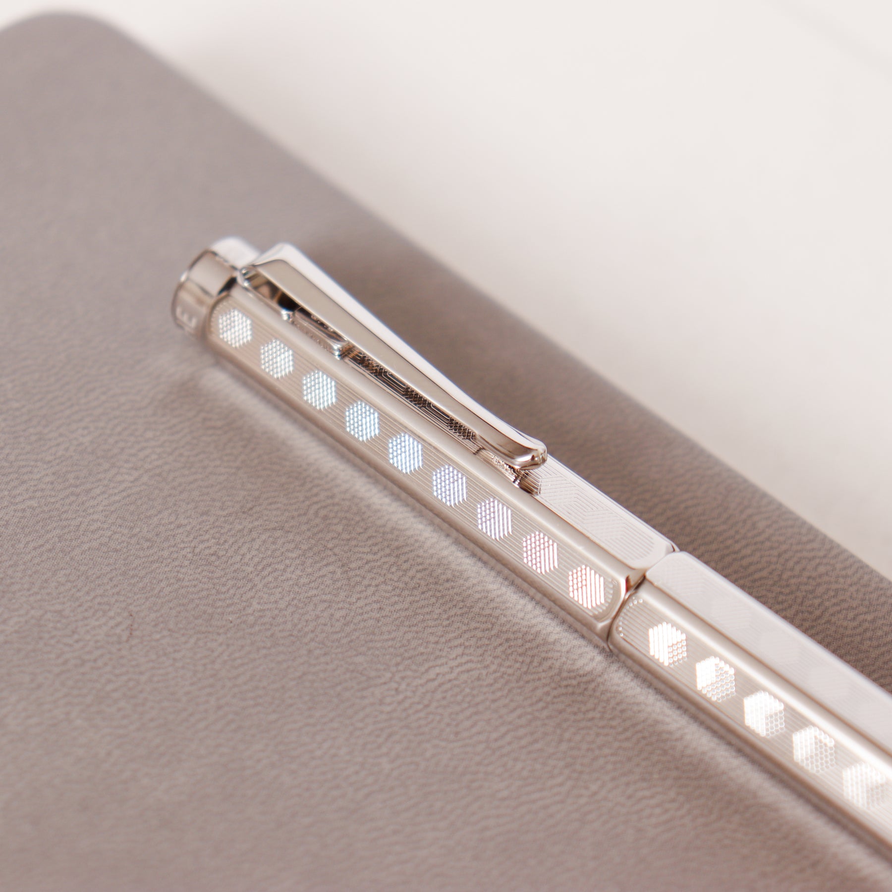 Caran D'Ache Ecridor Heritage Fountain Pen – Truphae