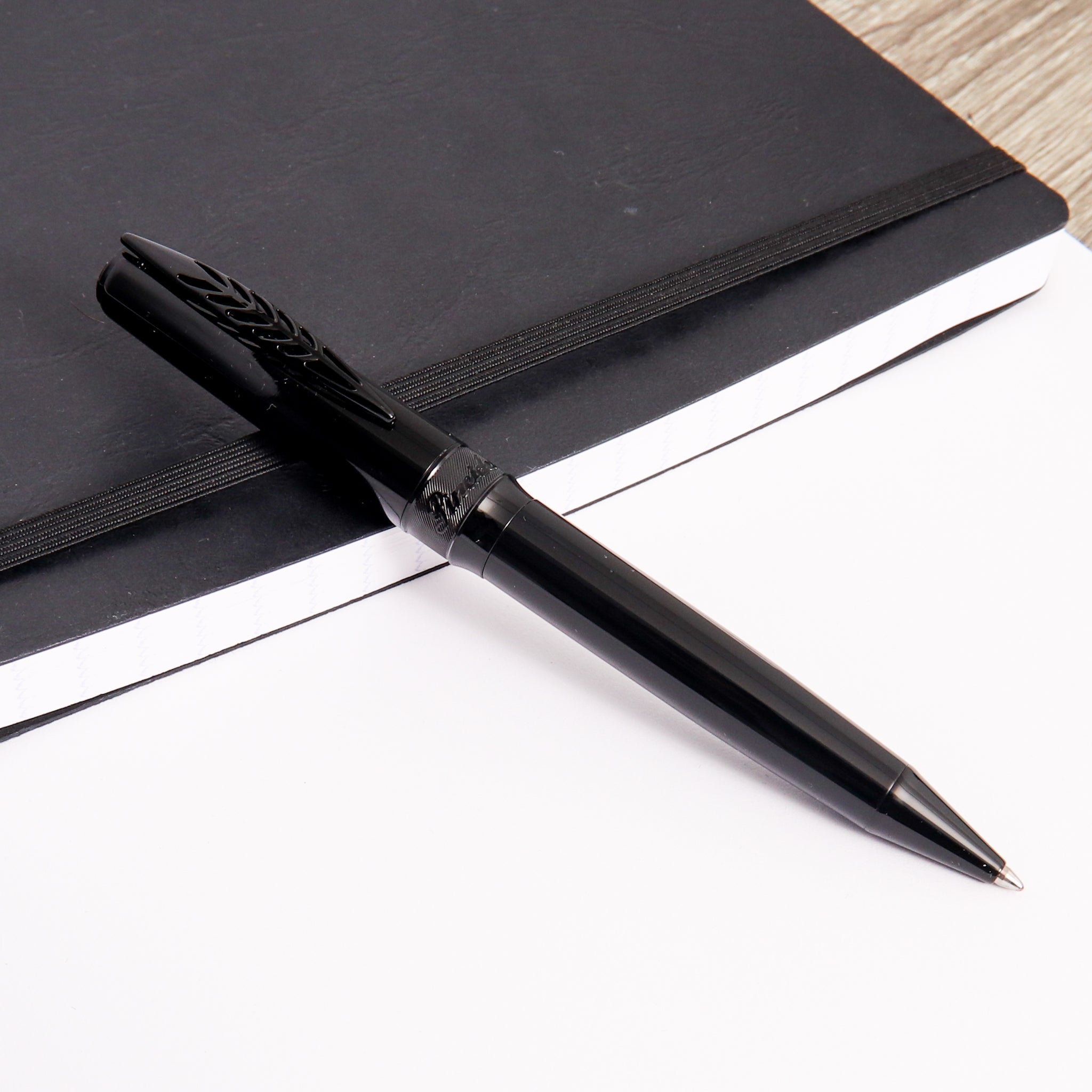 Pineider La Grande Bellezza Rocco Ballpoint Pen - Black with Black Tri ...