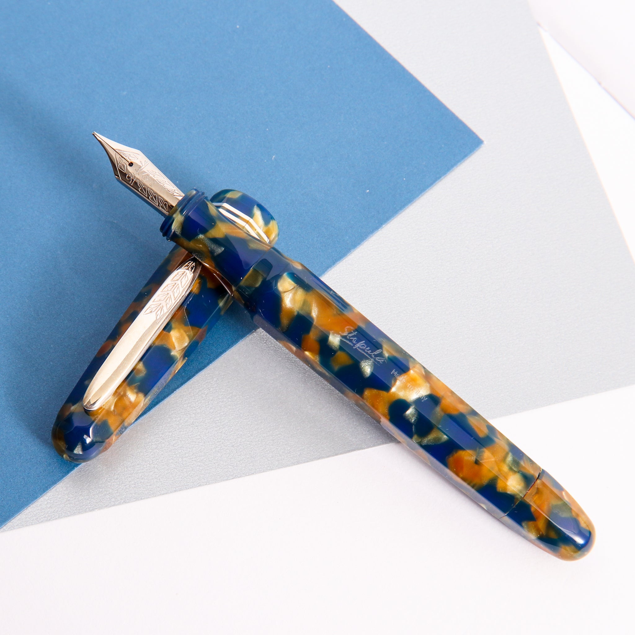 Stipula Etruria Faceted Champagne Fountain Pen – Truphae